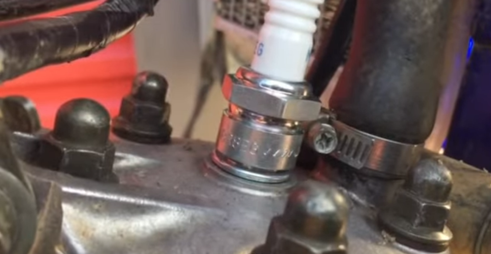 How to Read a 2 Stroke Spark Plug? - CarProfy