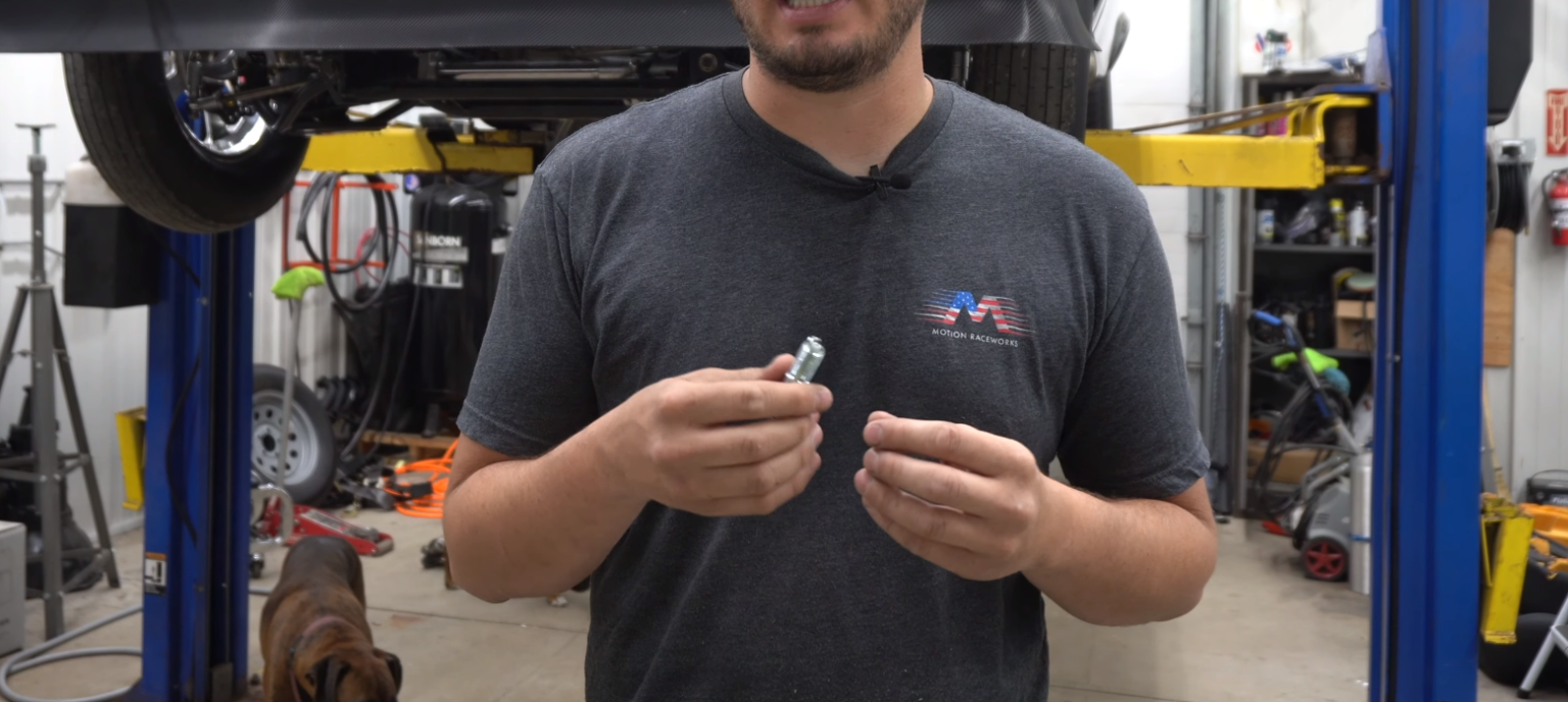 What Causes Spark Plugs to Crack? - CarProfy