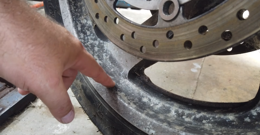 How to Clean Polished Aluminum Wheels? - CarProfy